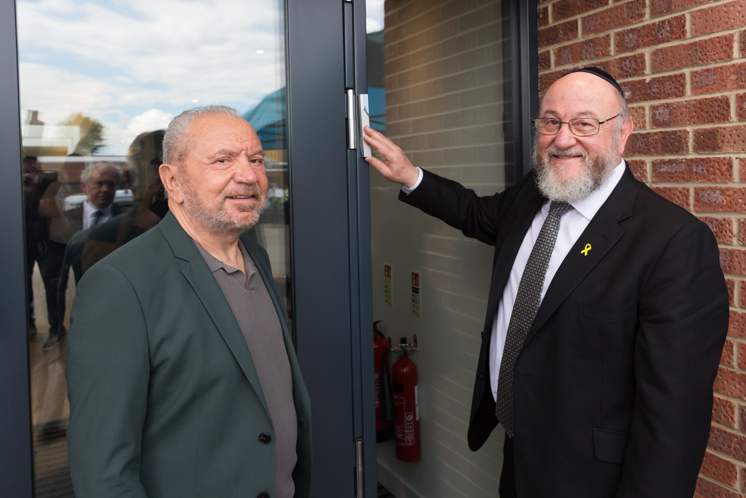 Chief Rabbi opens Chigwell’s magnificent refurbishment - Essex Jewish News
